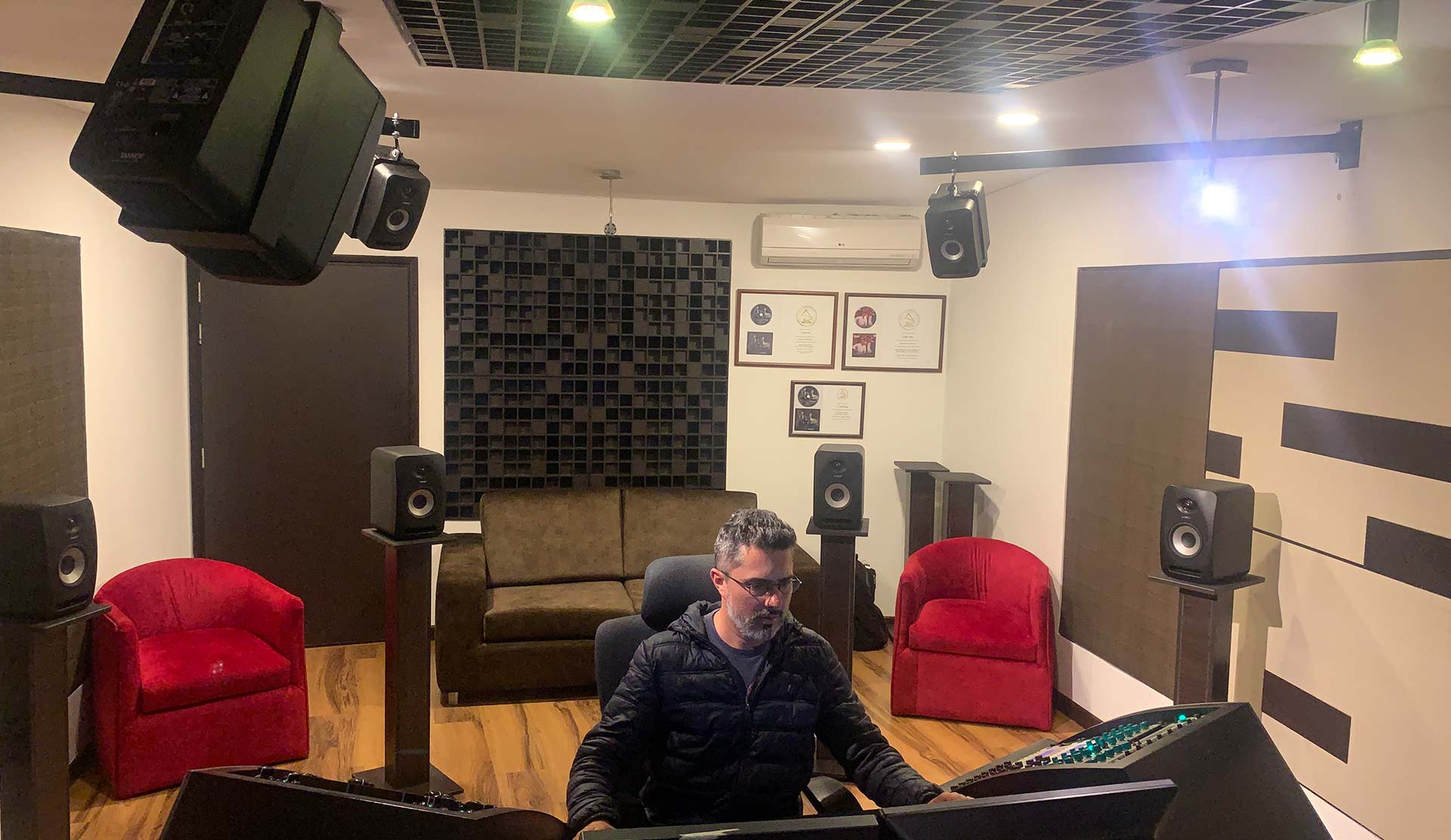C1Mastering | Diseño y tecnología de punta para un mastering de ...
